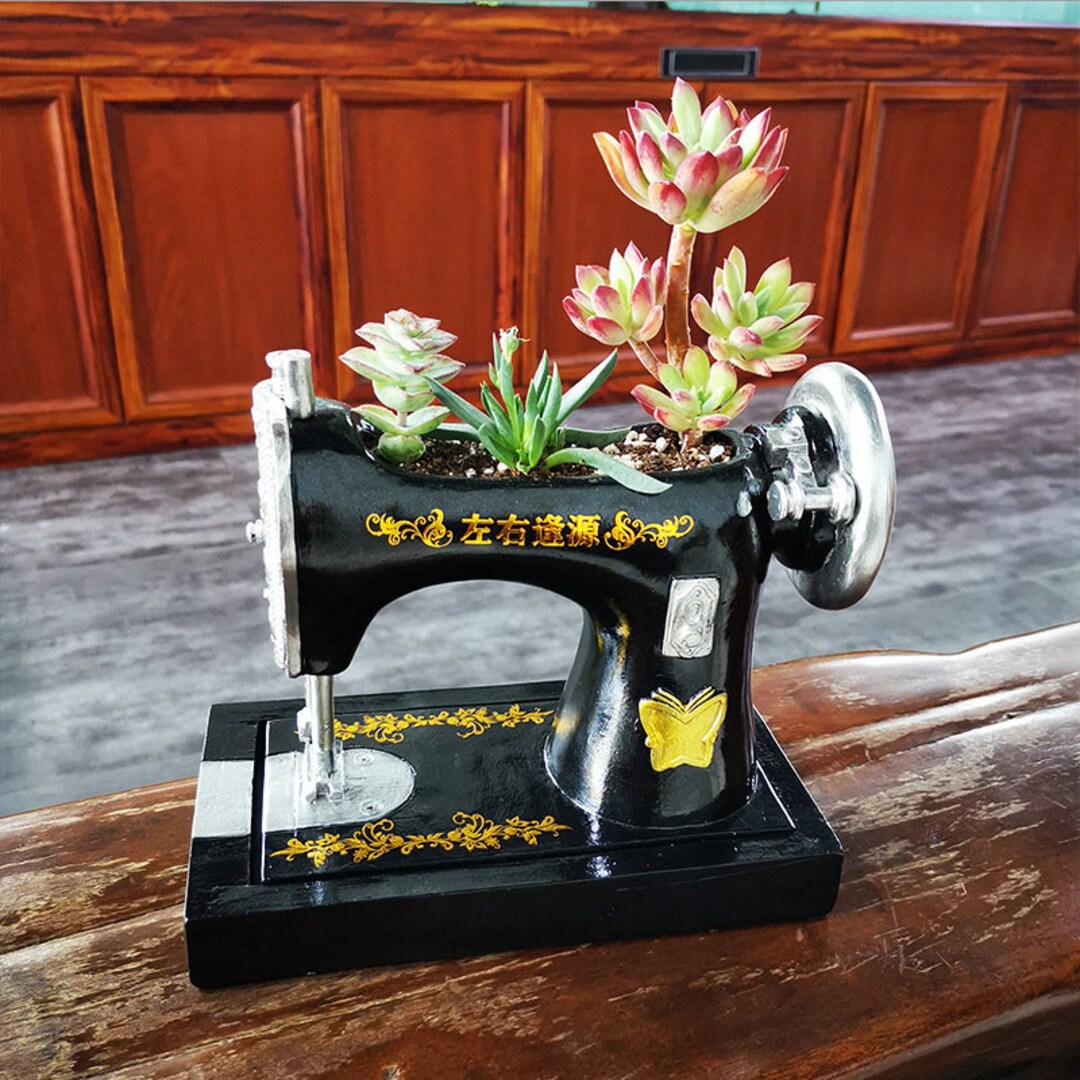 Resin Creative Retro Sewing Machine Succulent Pot for Home Decration ...