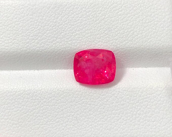Spinel Neon Red 3.58 Carats Natural Vivid Red Rare Stone - Etsy