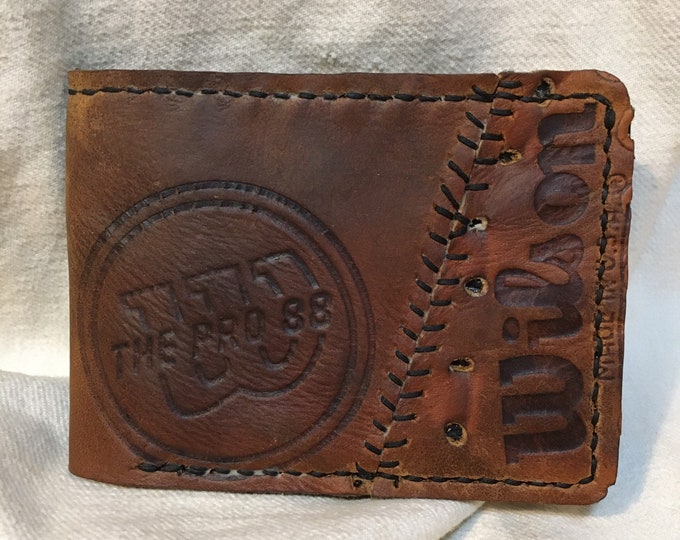 Wilson Bifold Wallet - Etsy
