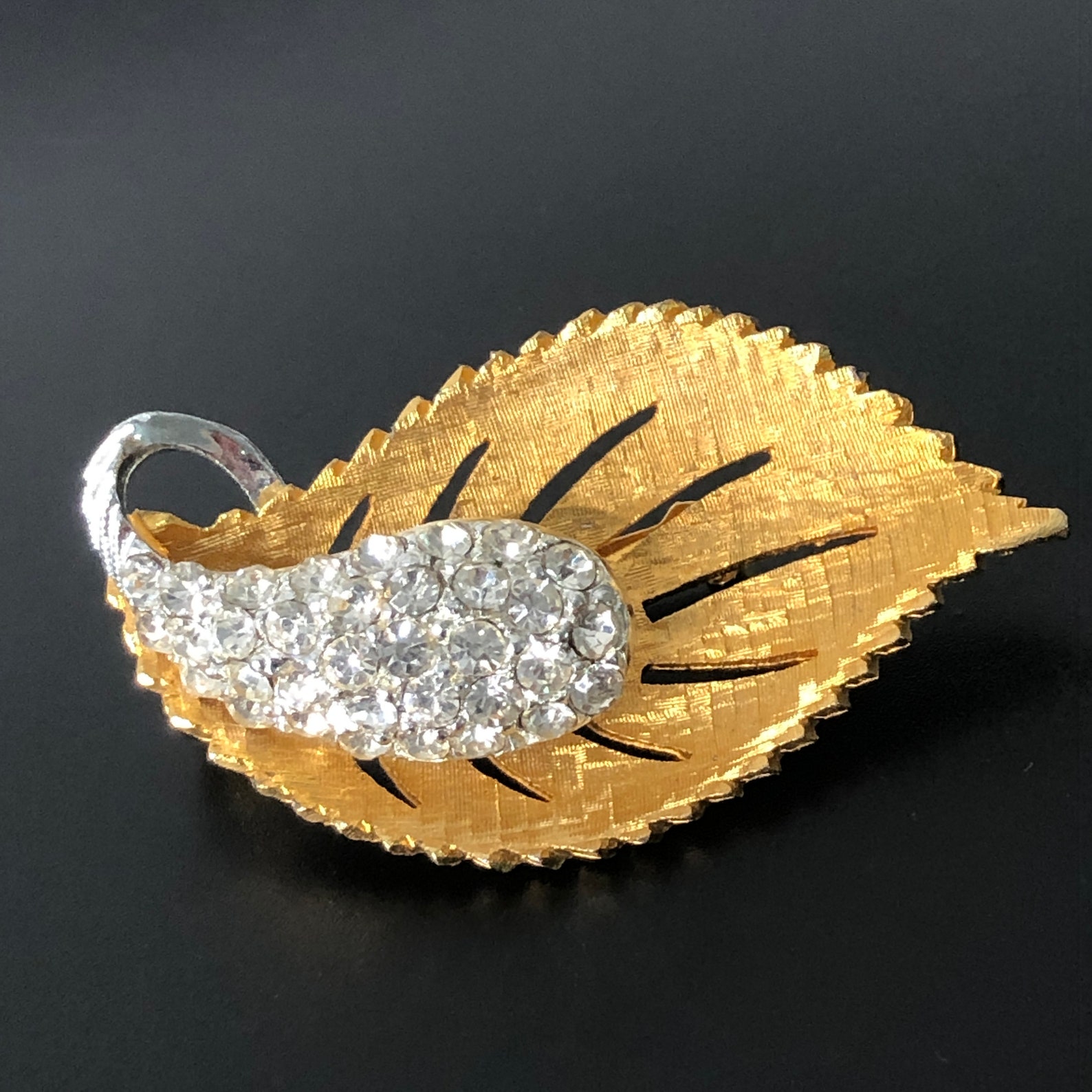 1960s Blatt Brosche Wunderschöne edel matt vergoldete und - Etsy.de