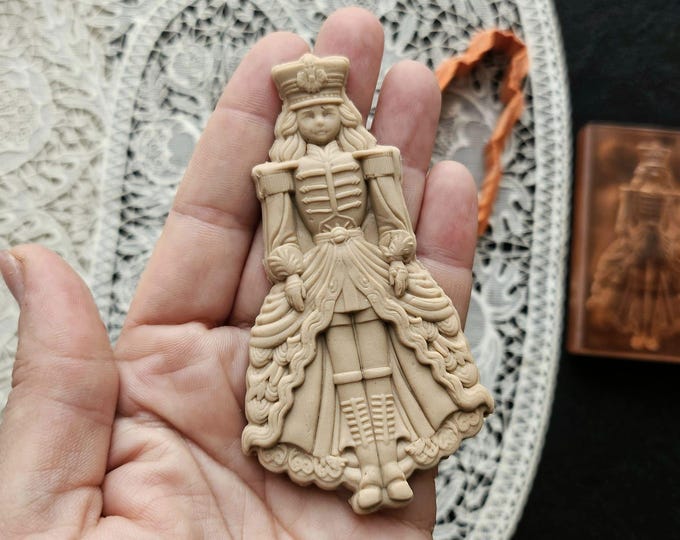 Noelle the Nutcracker, Springerle Mold and Cutter, KV2416 - Etsy