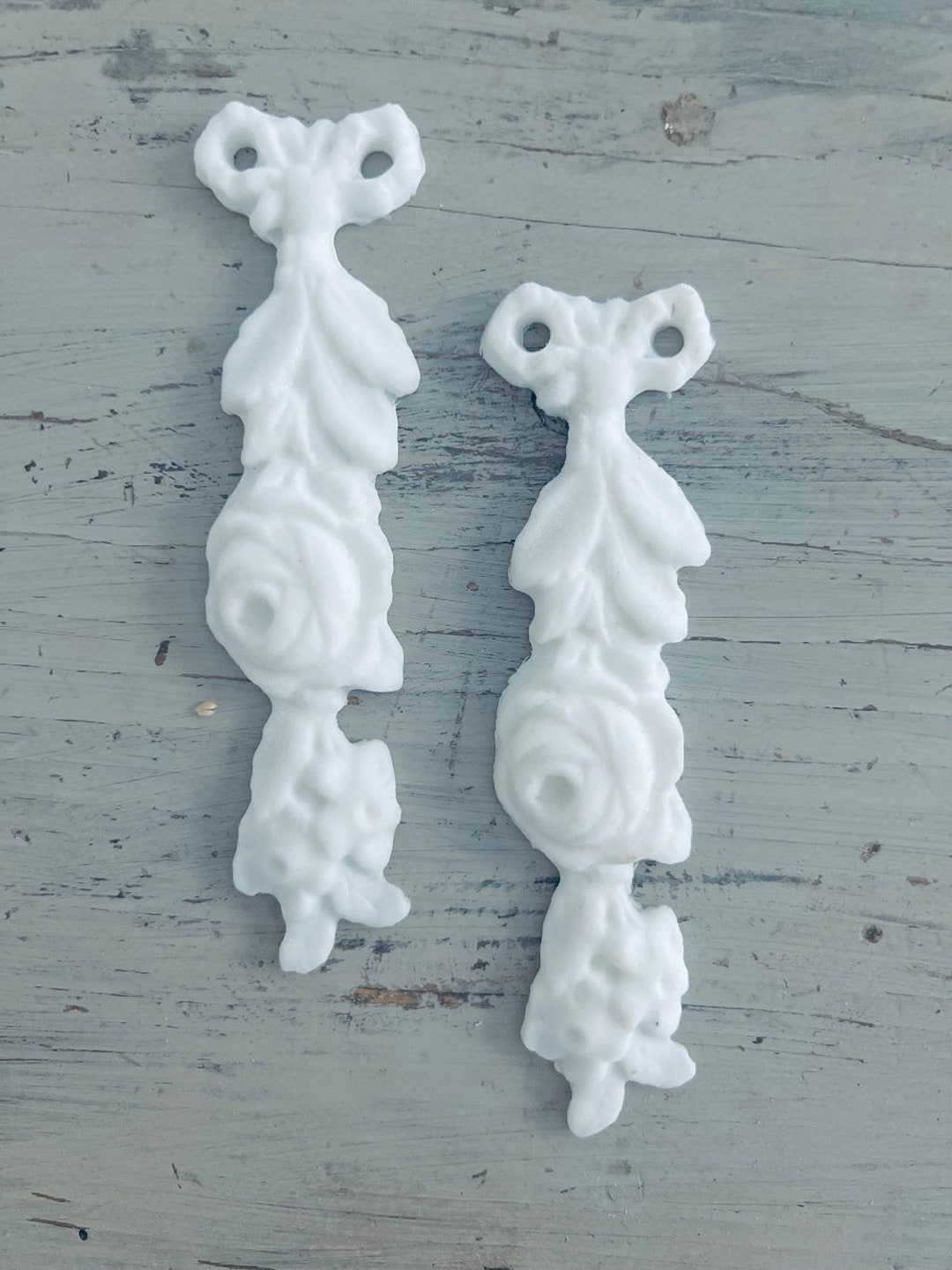 Decorative Pair of Bow, Roses With Leaves Appliqués Item 75-0708 - Etsy