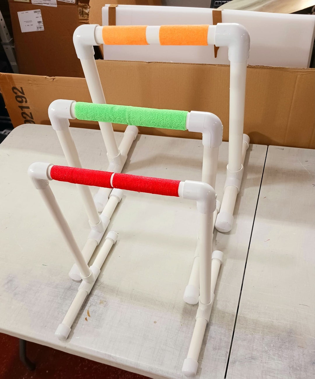Transporter / Basic Medium Portable Parrot Perch / Toy or Swing Stand ...