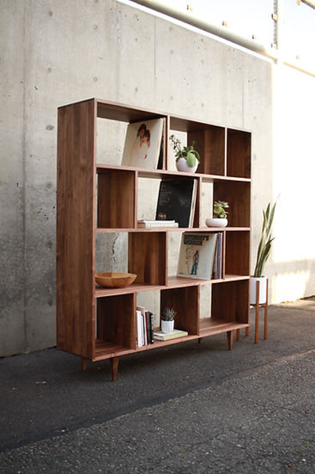 Vinyl Console Modern Tv Console Tablesolid Wood Tv - Etsy