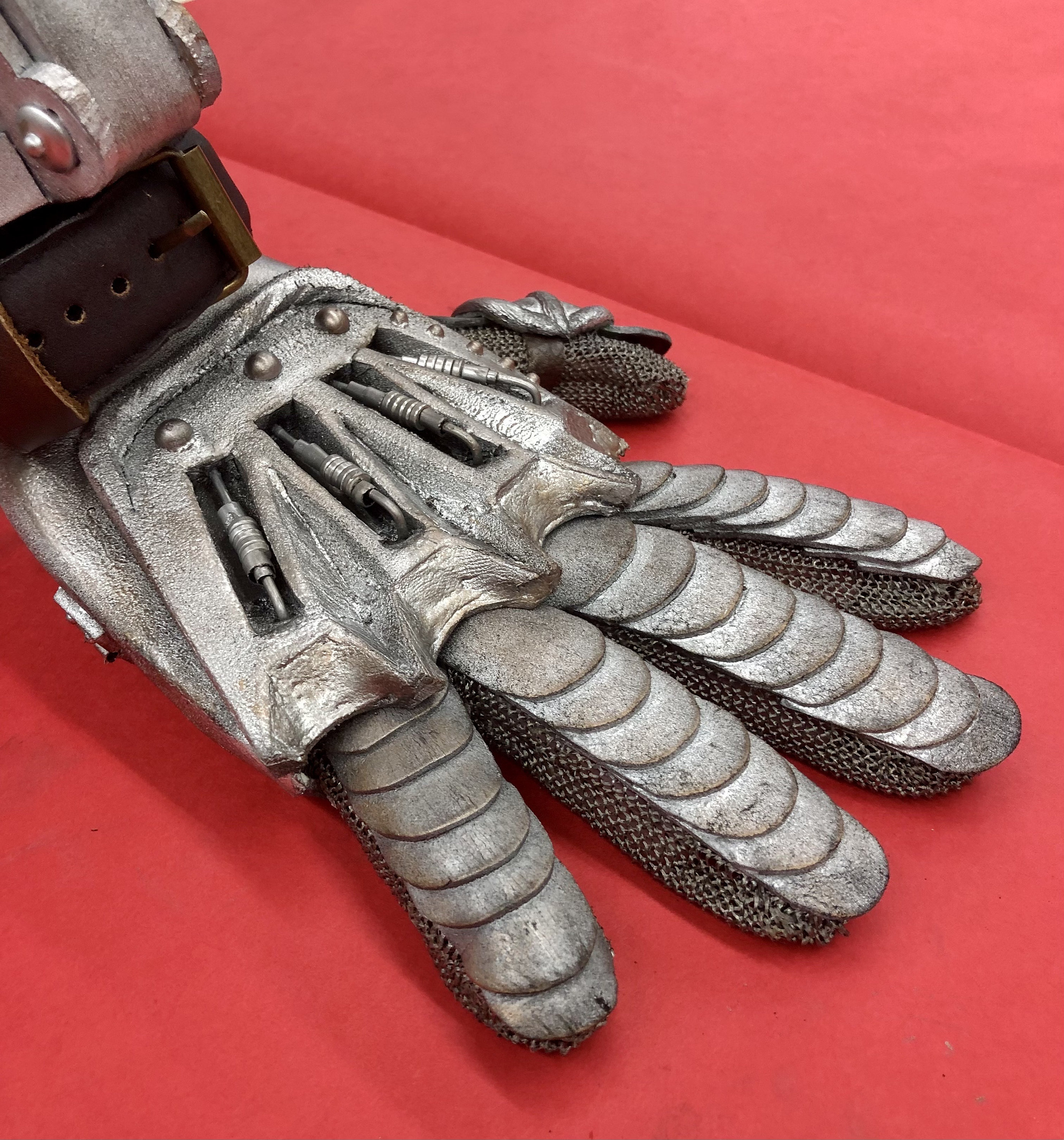 Army Of Darkness Ash Hand