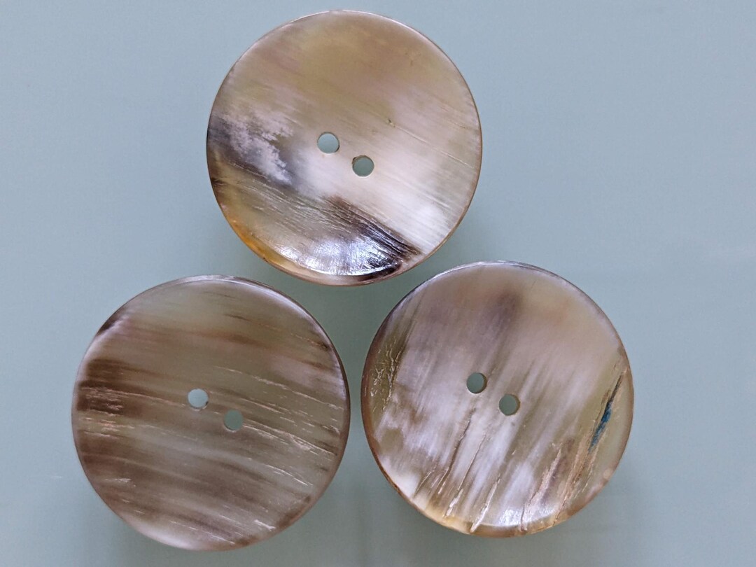 Large and Very Large Buttons - Real Horn - 40 Mm and 60 Mm - Etsy Australia