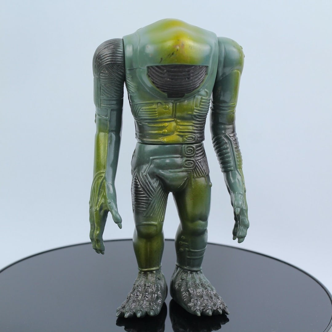 Ultraman Collectible: 1994 Powered Jamila Monster Figure - Etsy