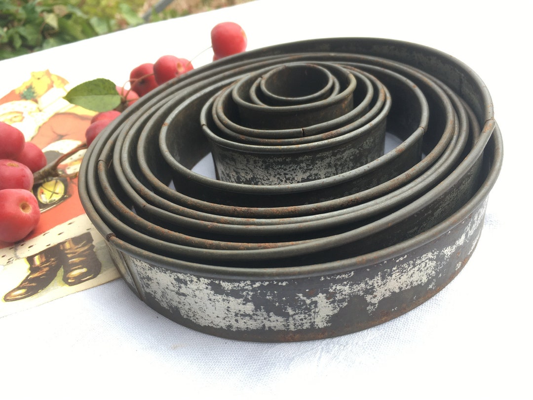 Antique Round Cookie Cutters - Etsy