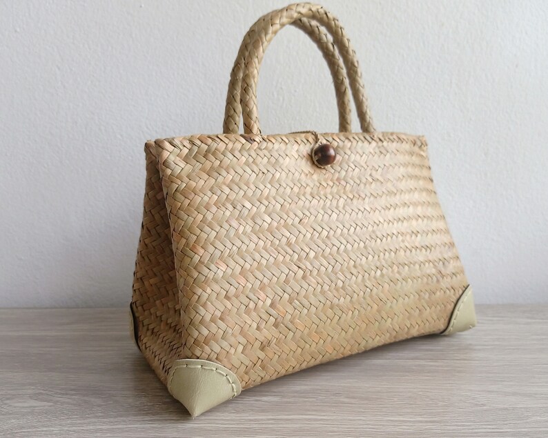 Small Straw Bag With Inner Cotton & 2 Pockets Organizer. Wicker Purse ...