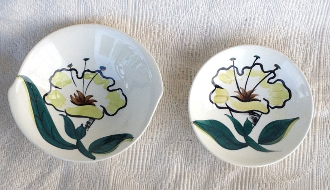 Vintage Blue Ridge Evening Flower Pattern Skyline Shape Dinner Plate or ...