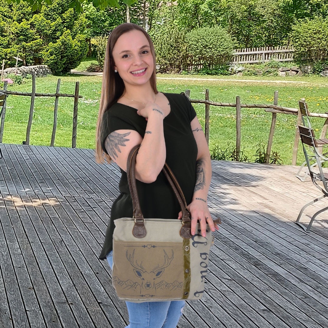 Traditional Handbag. Shoulder Bag for Oktoberfest. Small Dirndl Shopper ...