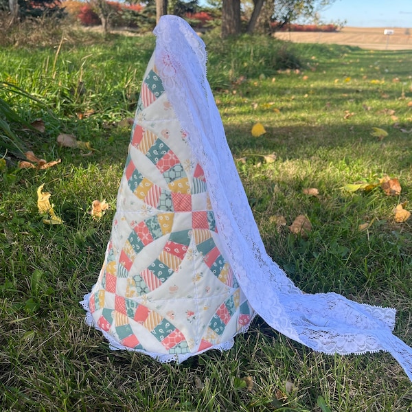 Hennin - Etsy