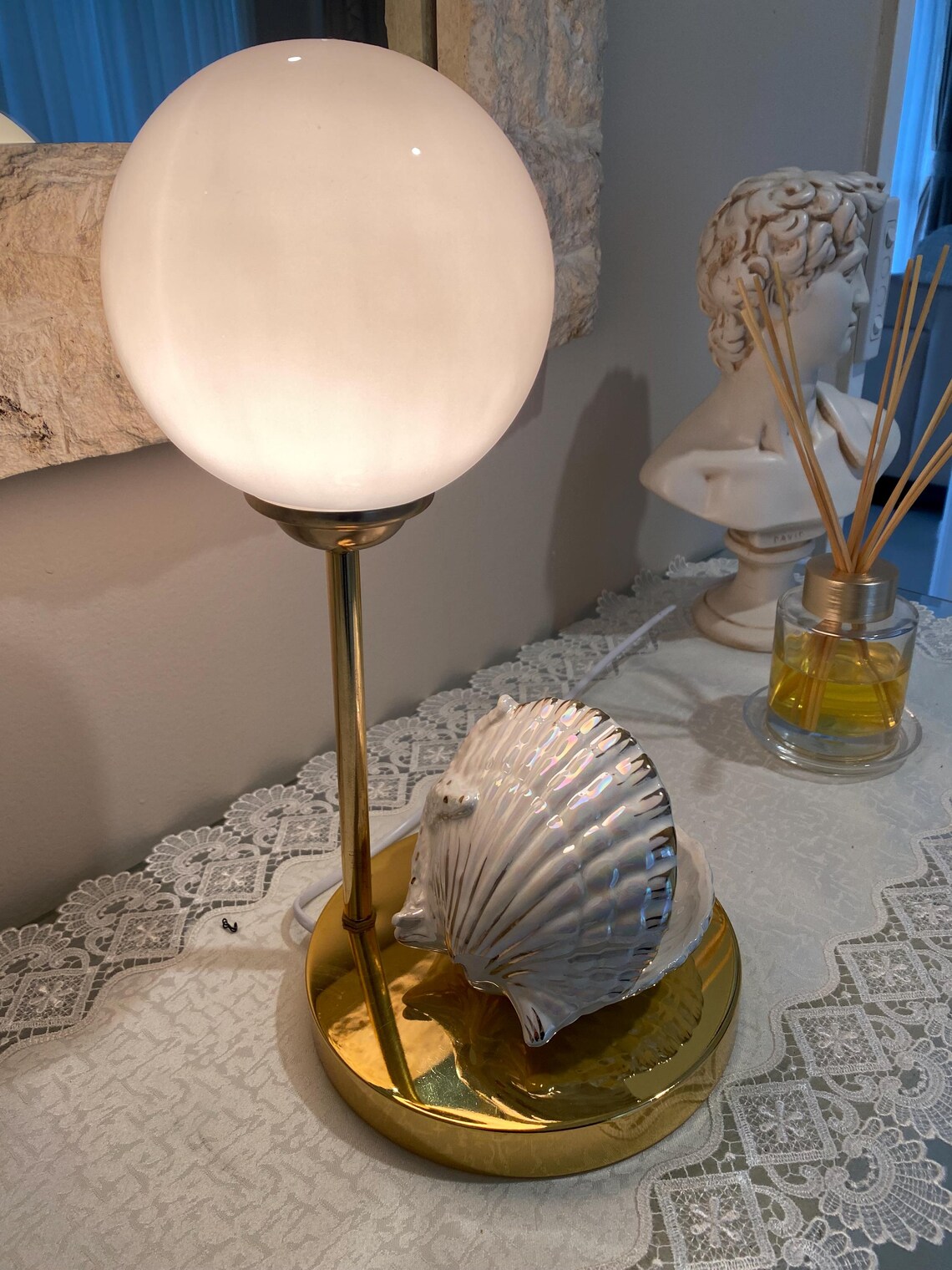 Vintage Italian Ceramic Clam/shell Lamp on Brass Gold Plate With Sphere ...