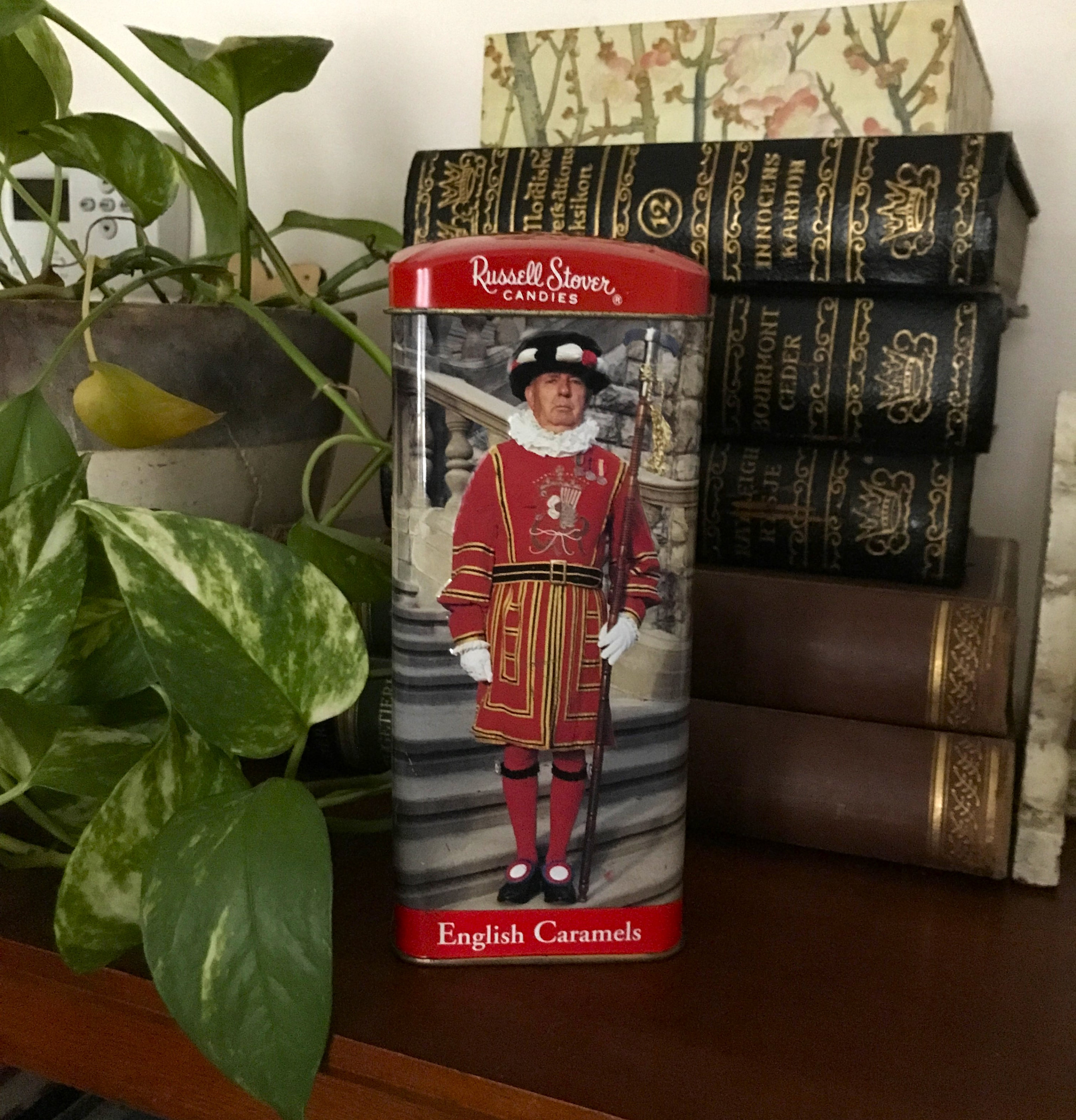 Vintage Beefeater Russell Stover Candies Tin, English Caramels Piggy ...