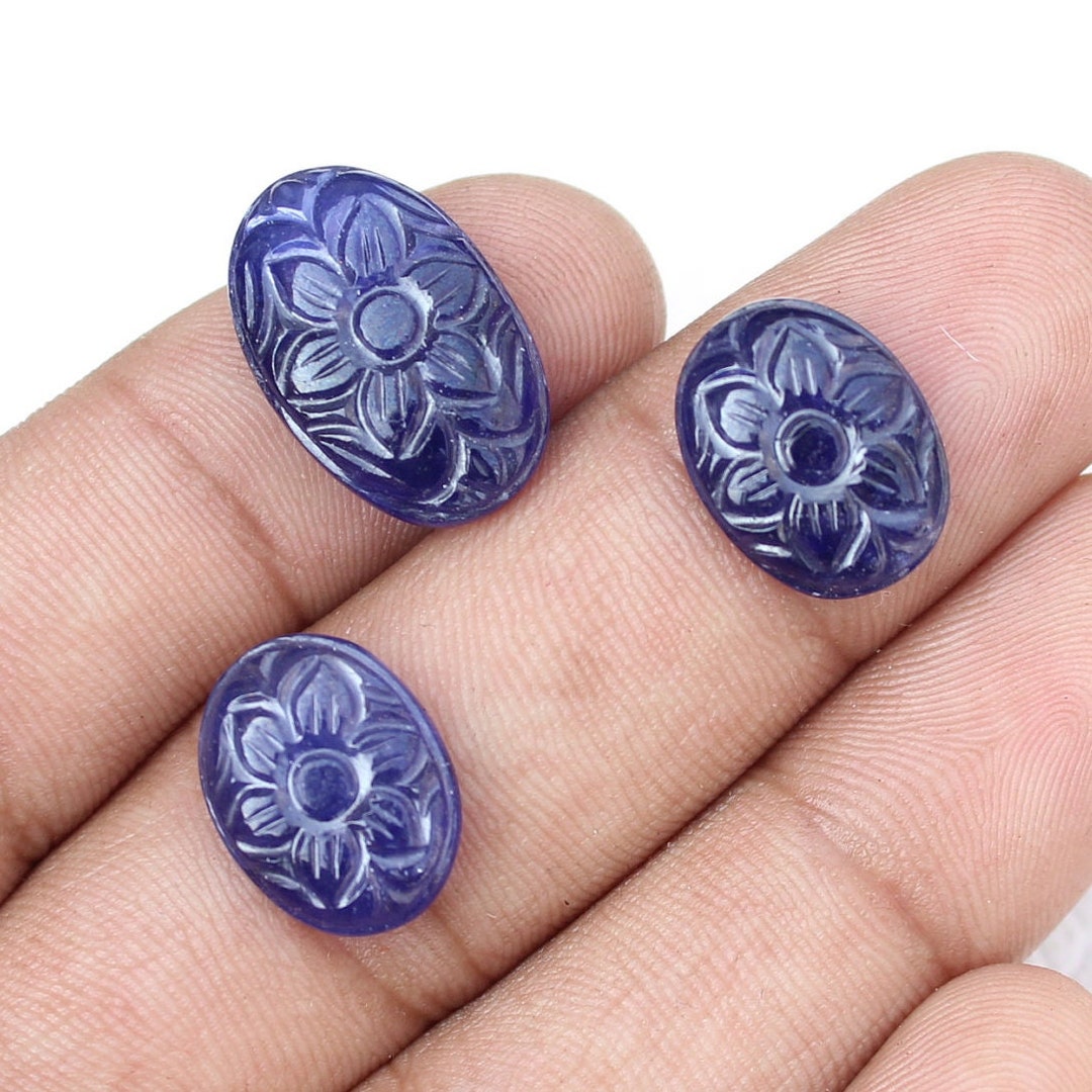 Blue Sapphire Hand Carving , Oval Shape Carving , Natural Blue Sapphire ...