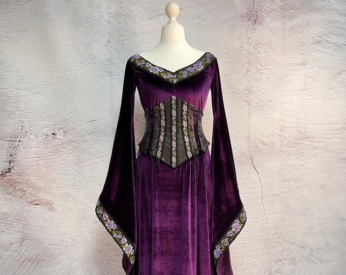 Hyrule Gown - Etsy Canada