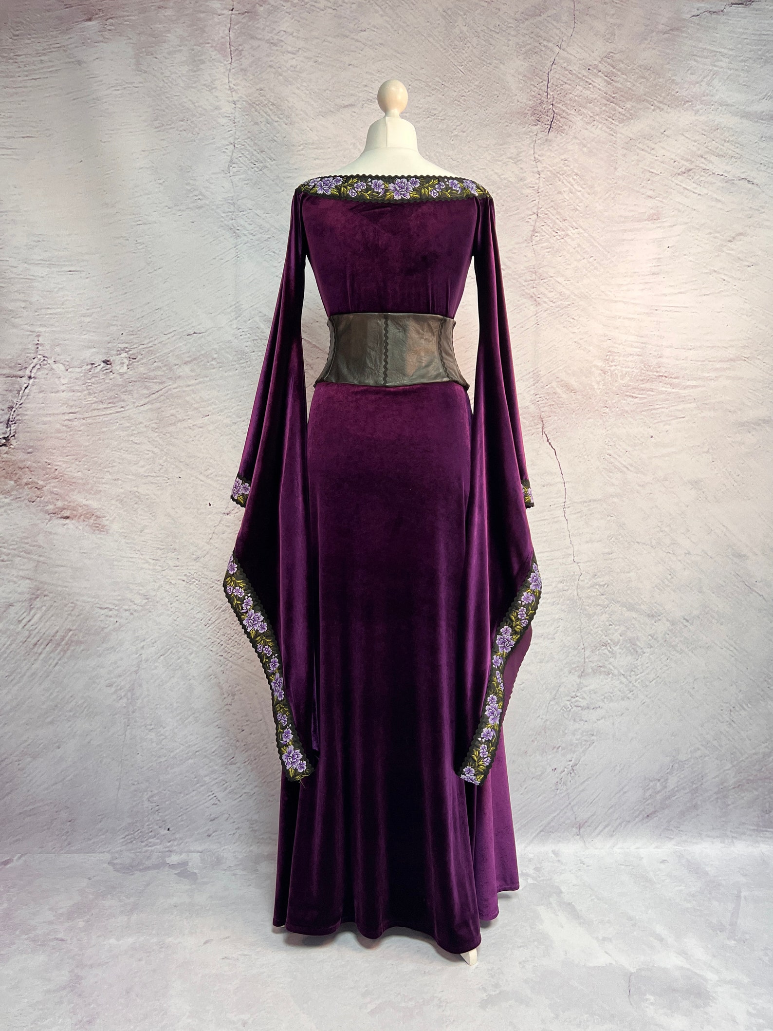 Elven Dress Medieval Dress Elven Wedding Dress - Etsy