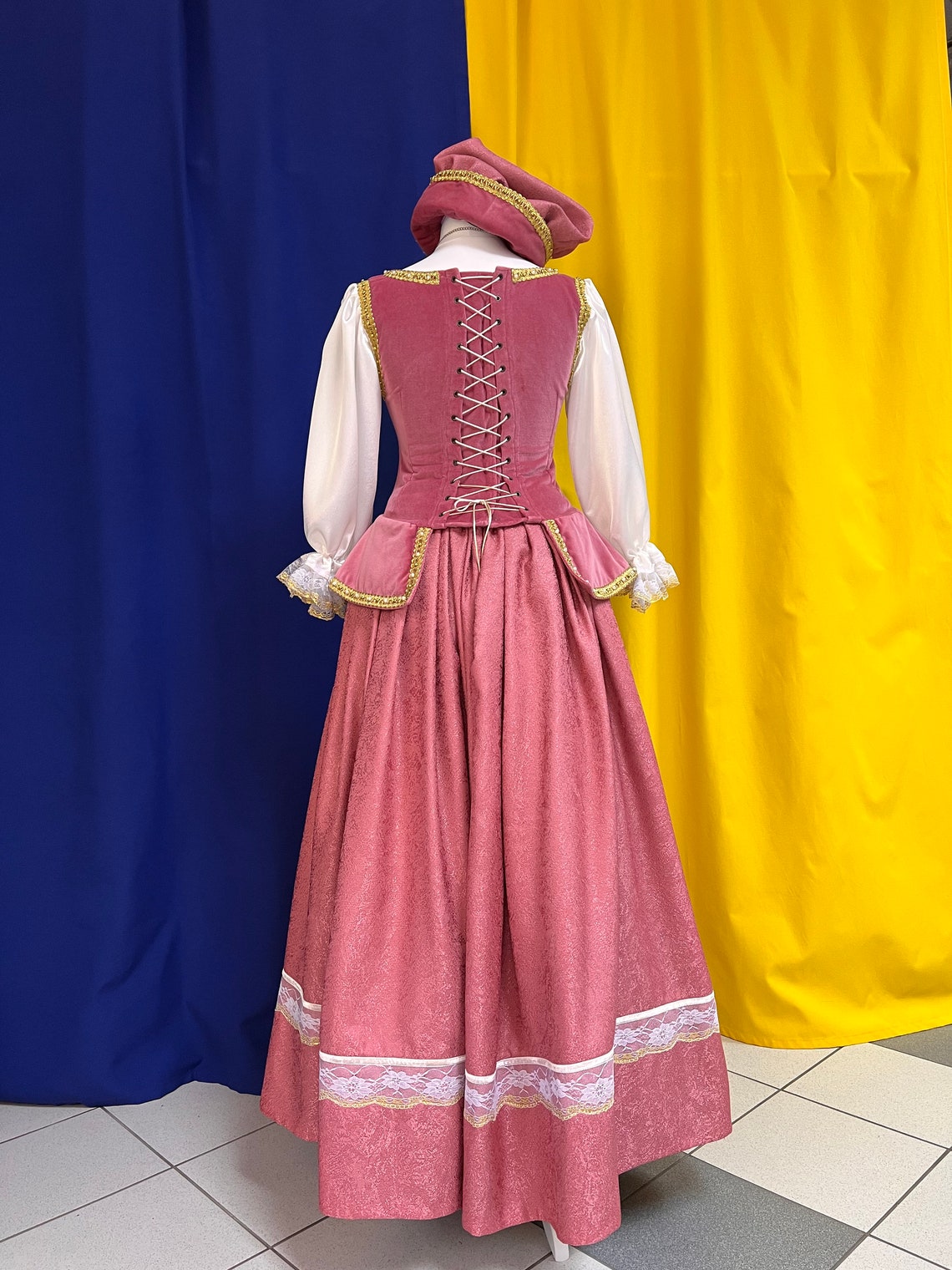 Lady Constancia 17th Century Dress - Etsy