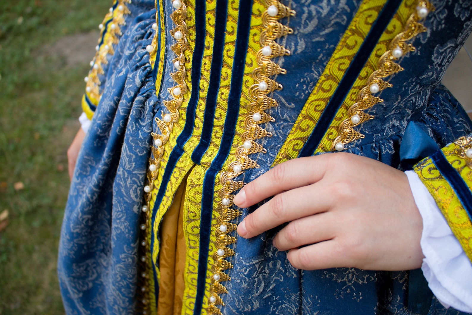 Renaissance Dress, English Queen Dress, Tudor - Etsy