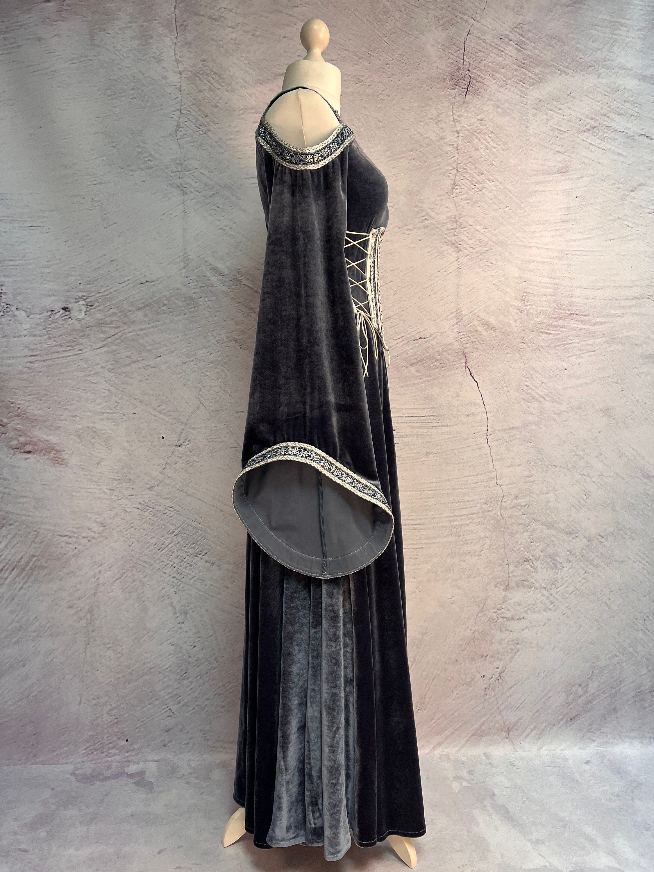 Elven Gray Wedding Dress Lord of the Rings Dress Galadriel Dress - Etsy