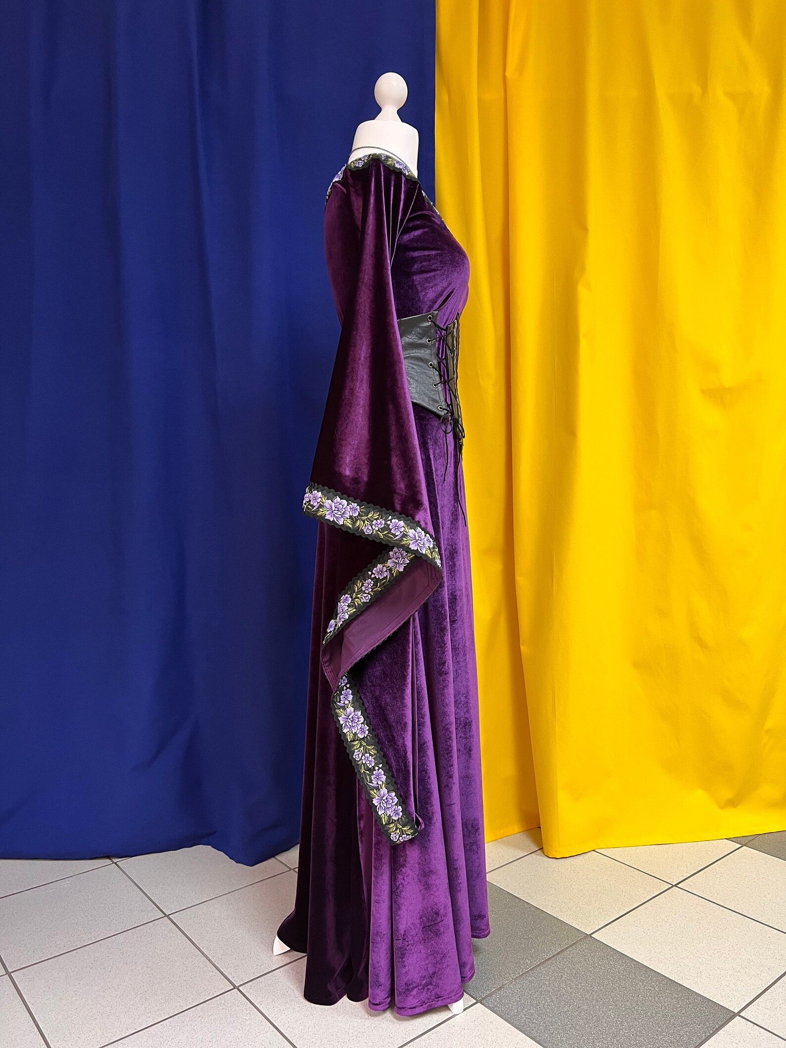 Elven Dress Medieval Dress Elven Wedding Dress - Etsy