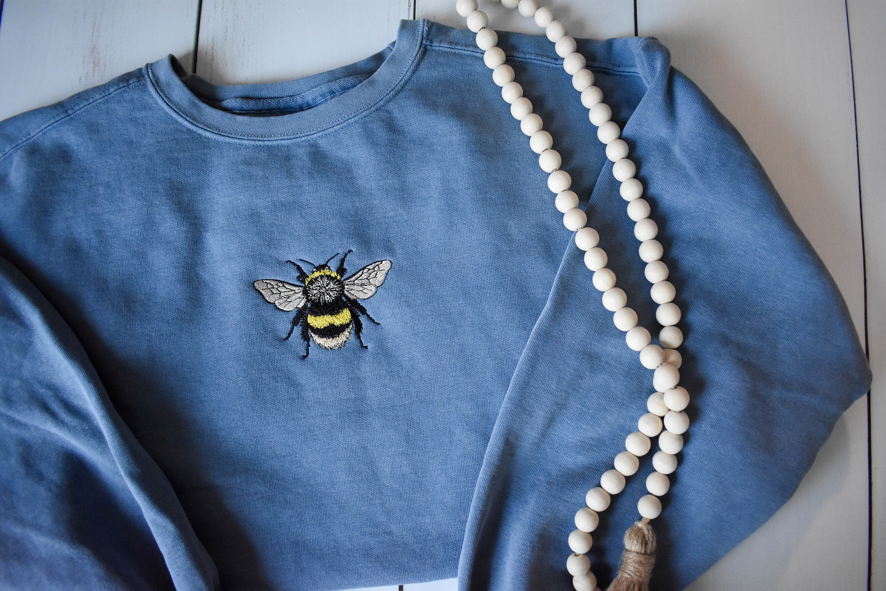 Embroidered Bumble Bee Sweatshirt Embroidered Bee Crewneck - Etsy