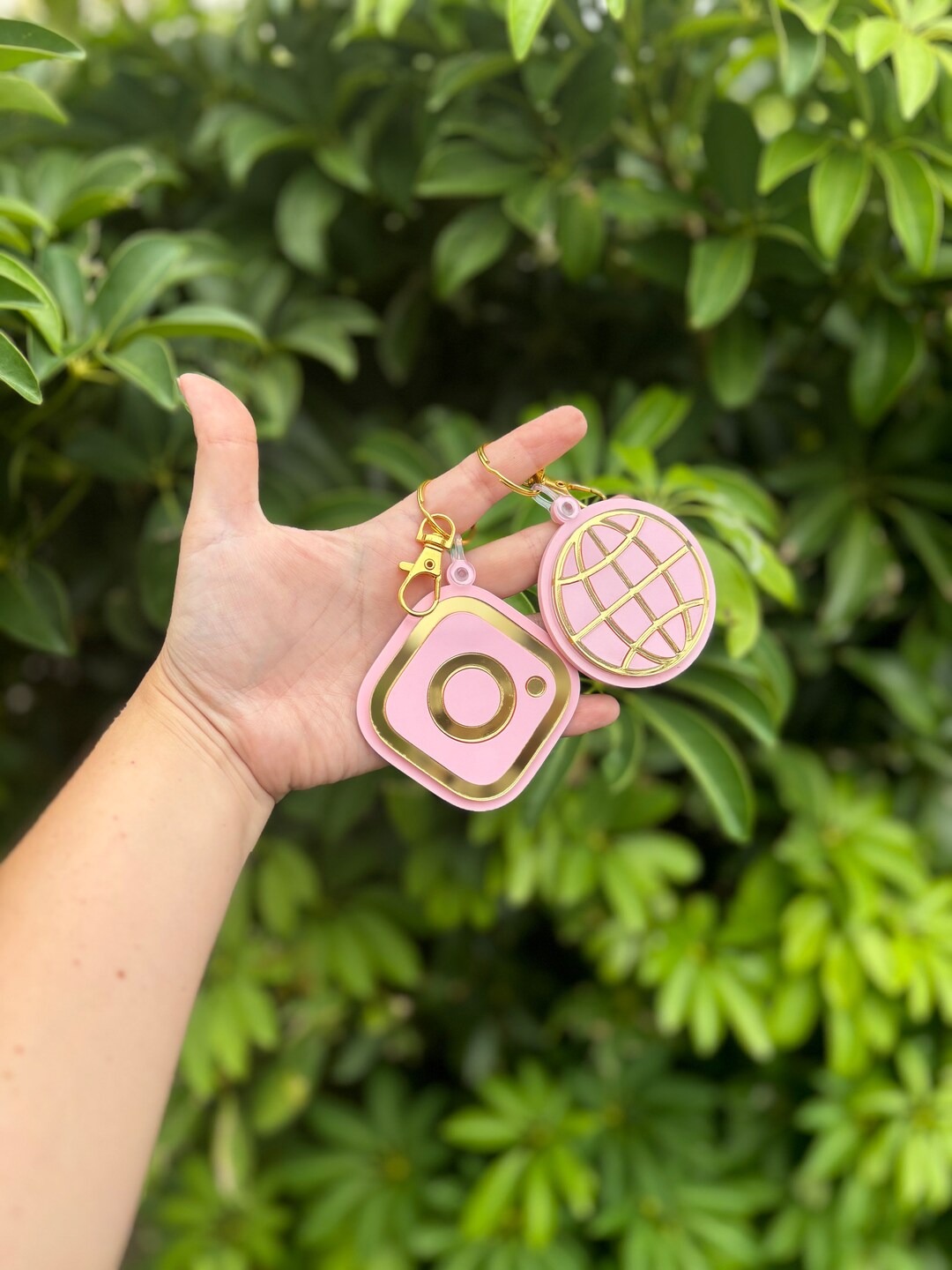 Smart Tap Social Media Keychain, Acrylic Keychain, Social Media ...