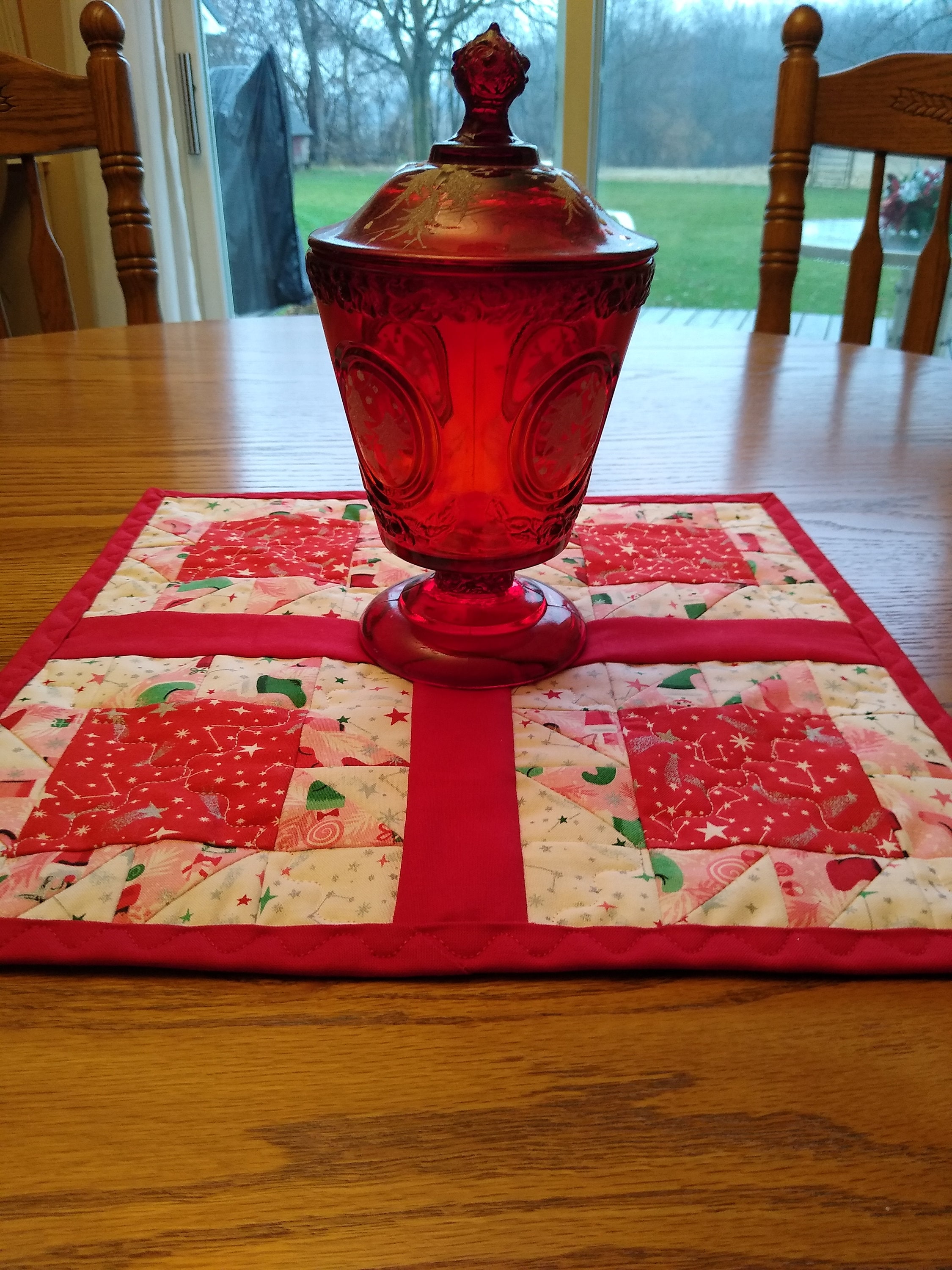 Holiday Table Topper - Etsy