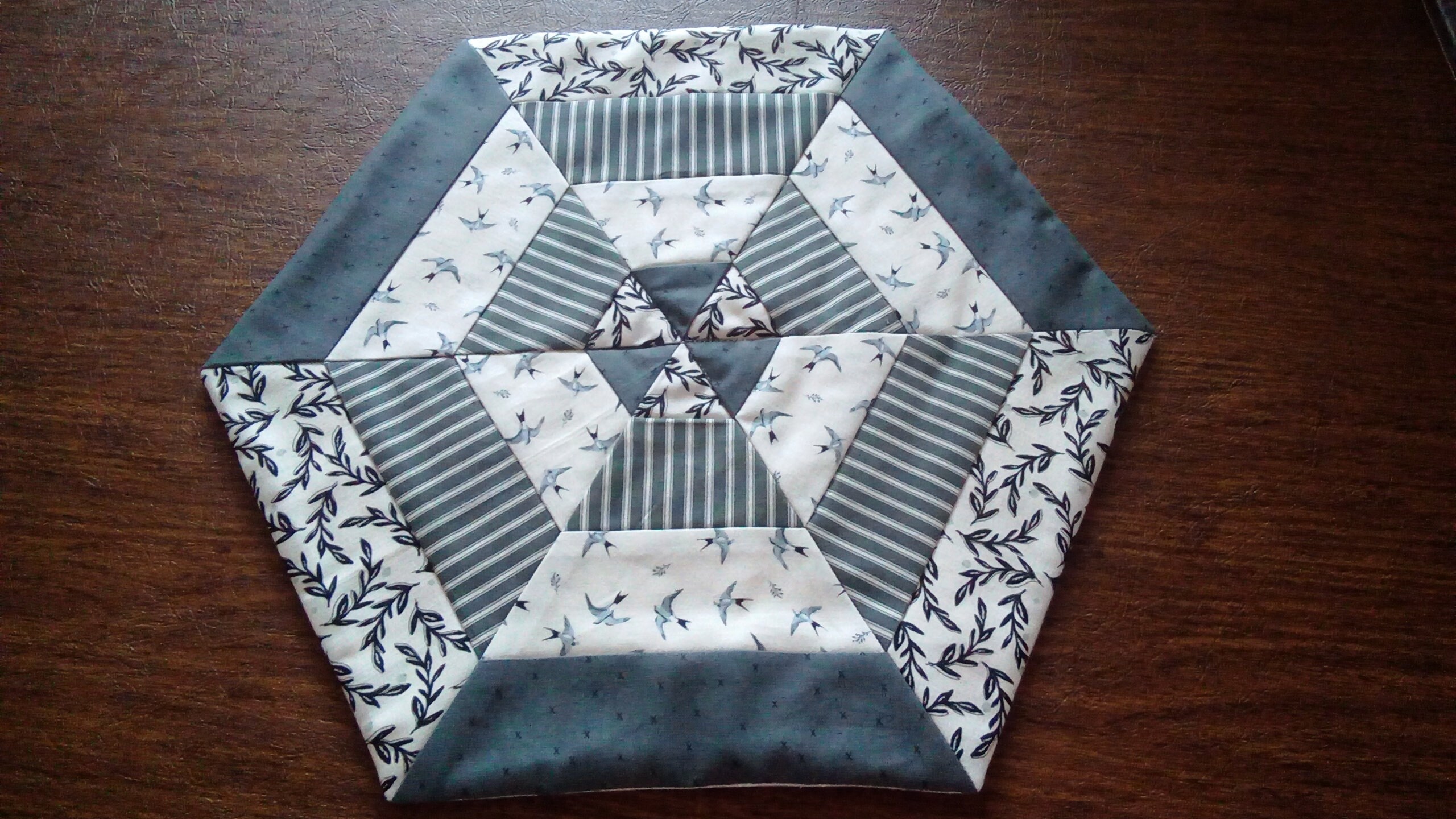 Hexagon Table Toppers - Etsy