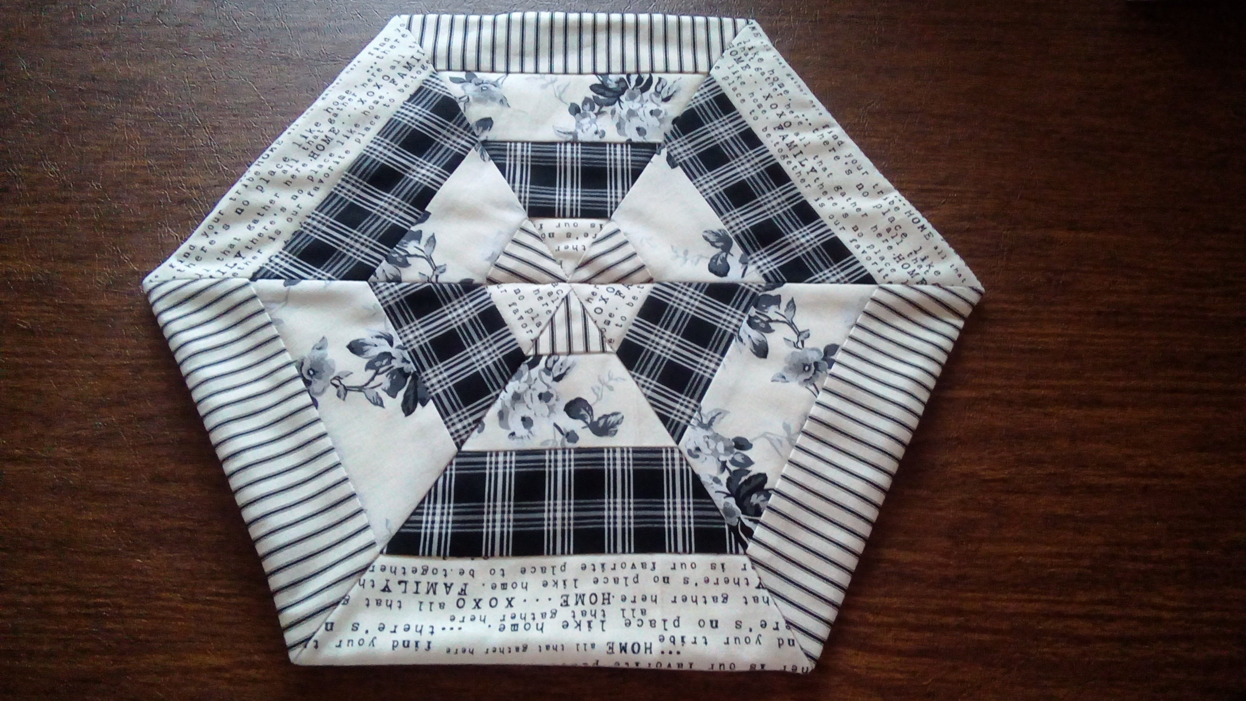 Hexagon Table Toppers - Etsy