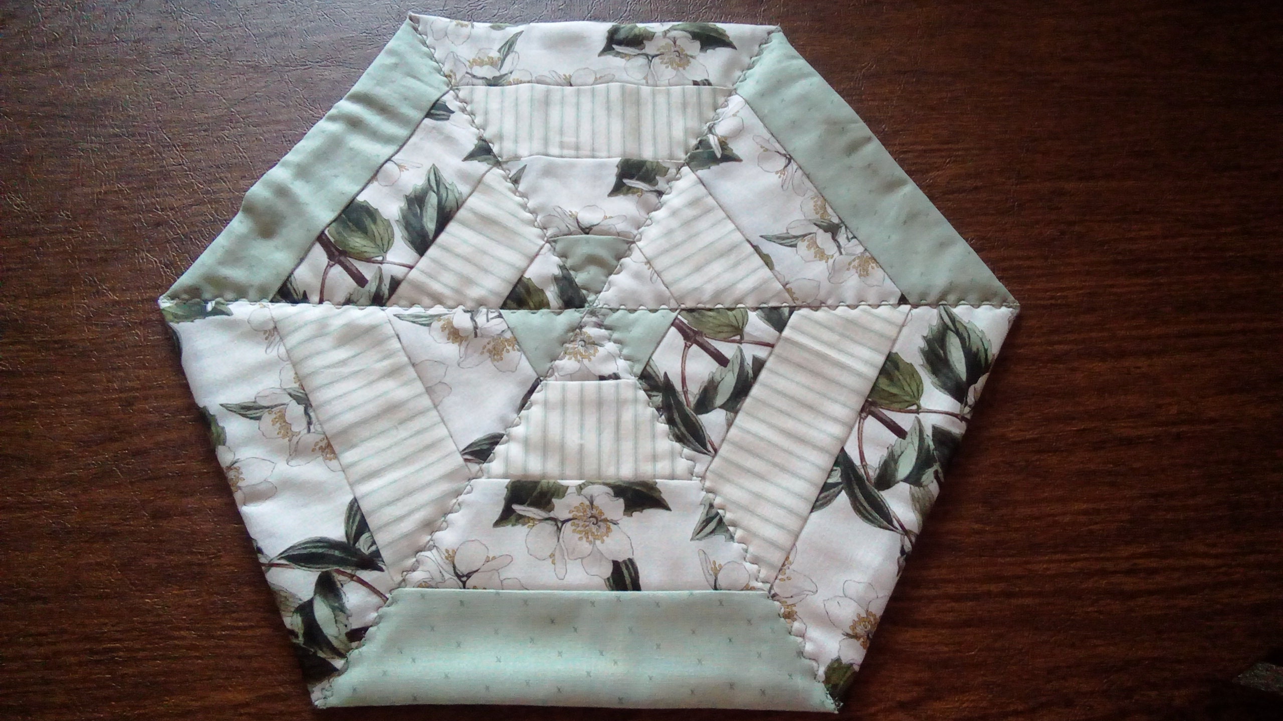 Hexagon Table Toppers - Etsy