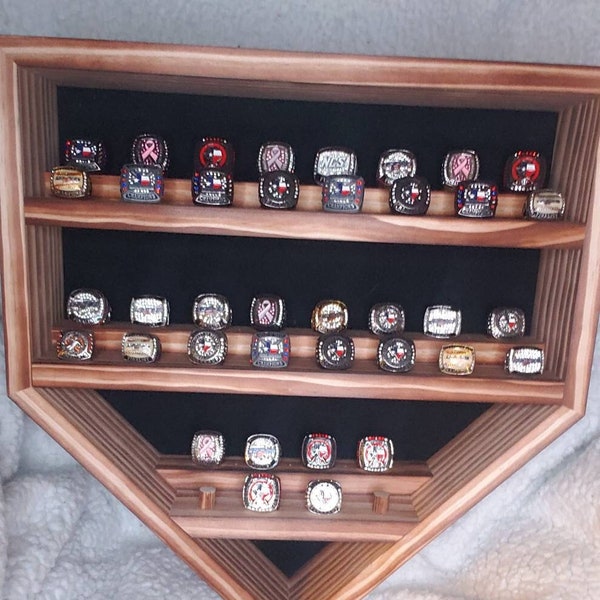 Ring Display - Etsy