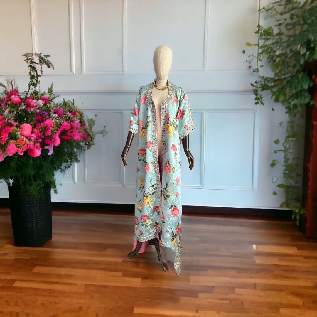Vintage 60's Moroccan Heavy Silk Flower Pattern Bridal Kimono, Handsewn ...