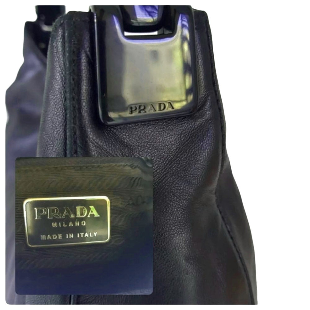 PRADA Vintage Woman Plastic Handle Lambskin Leather Black PRADA Vintage Woman Plastic Handle Lambskin Leather Black