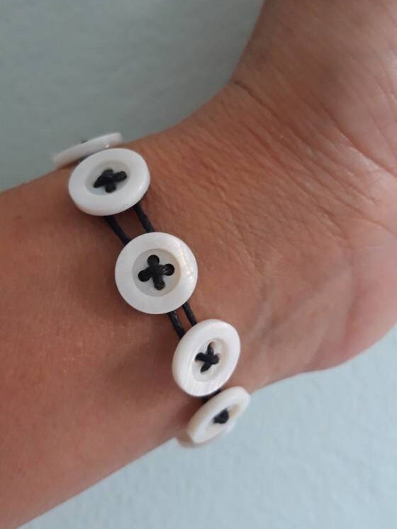 Button Bracelet /handmade Button Jewelry /mother of Pearl - Etsy