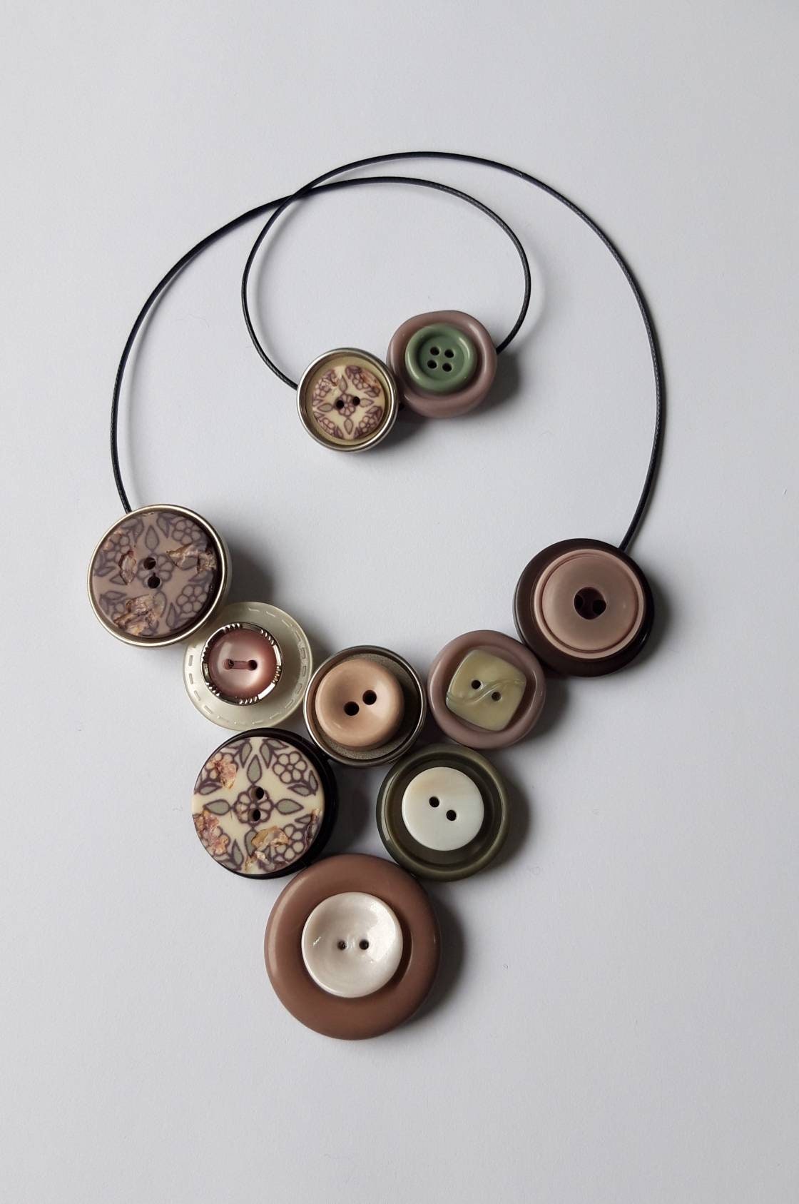 Button Necklace / Handmade Jewelry / Women Necklace/ Spring Necklace ...
