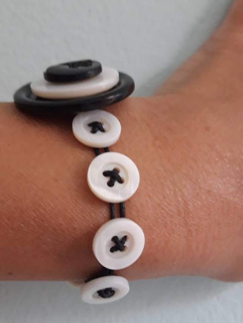 Button Bracelet /handmade Button Jewelry /mother of Pearl - Etsy