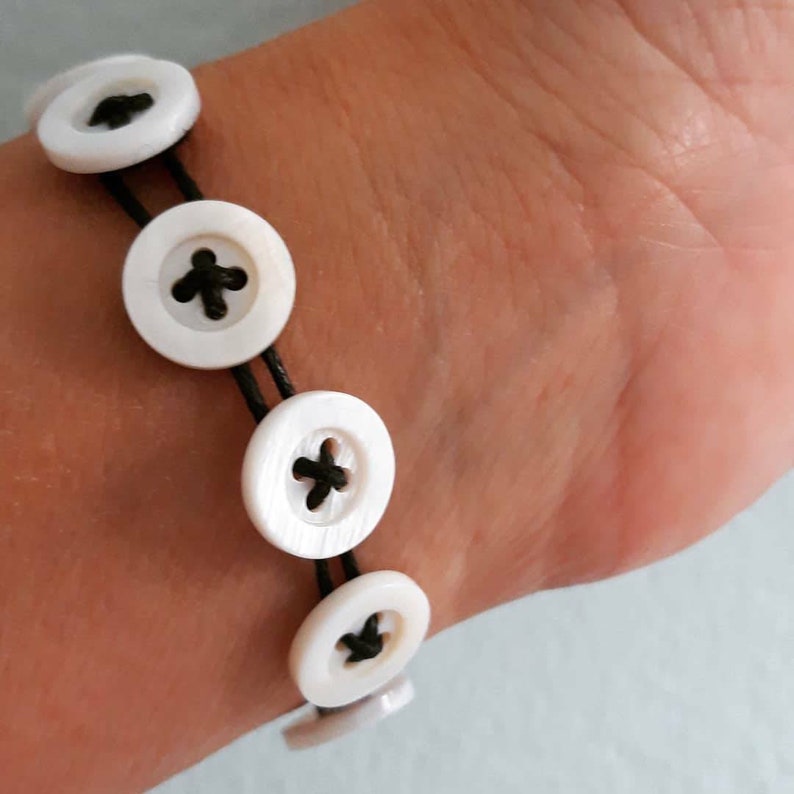 Button Bracelet /handmade Button Jewelry /mother of Pearl - Etsy