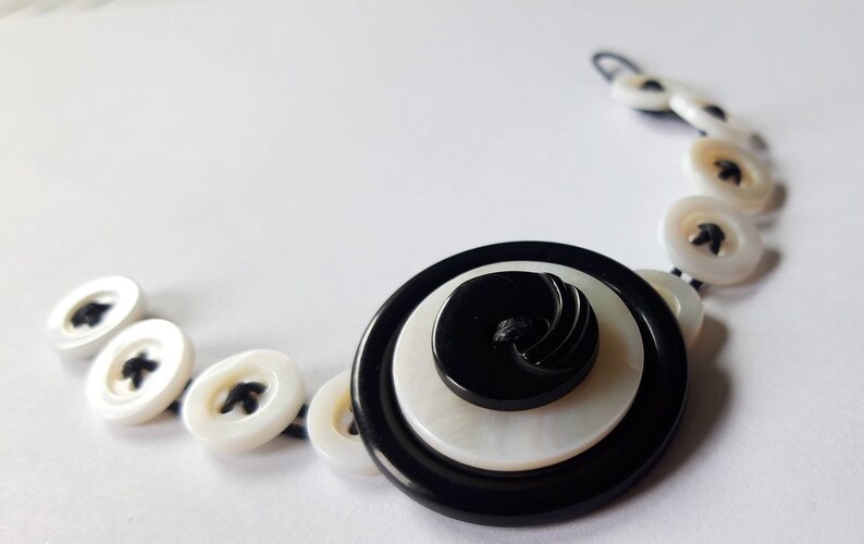 Button Bracelet /handmade Button Jewelry /mother of Pearl - Etsy