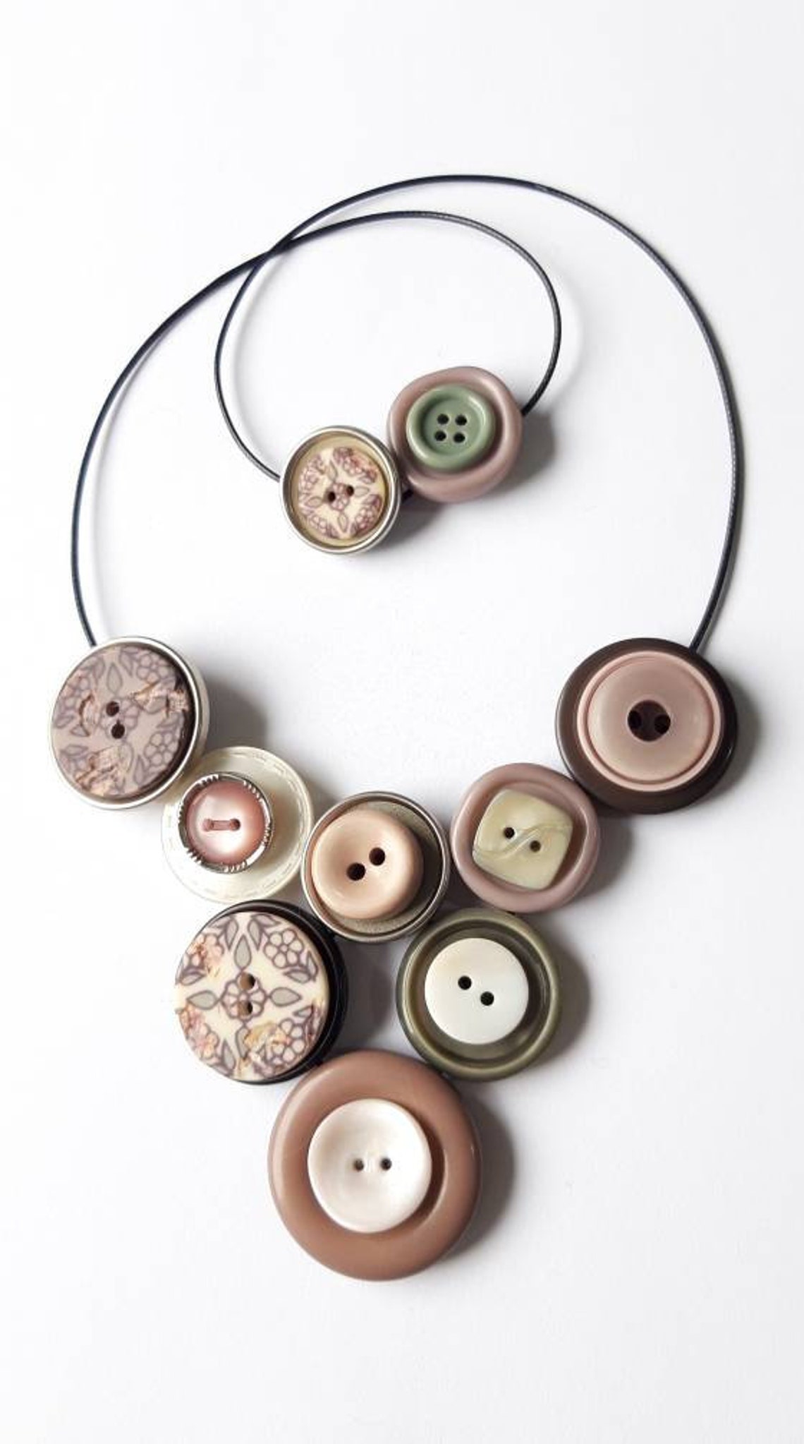 Button Necklace / Handmade Jewelry / Women Necklace/ Spring Necklace ...