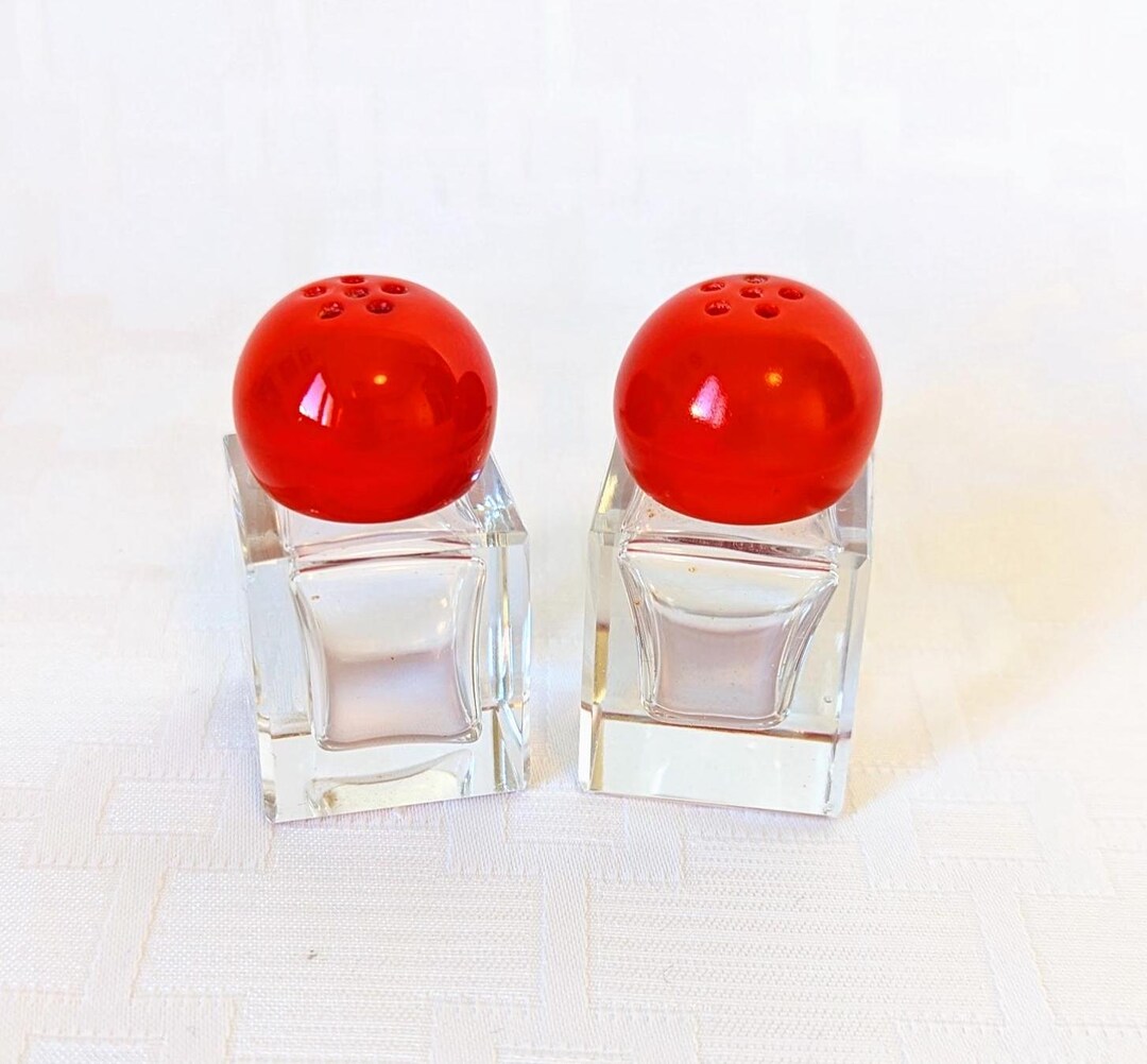 Pair of Vintage Clear Glass Salt and Pepper Shakers With Bright Red ...