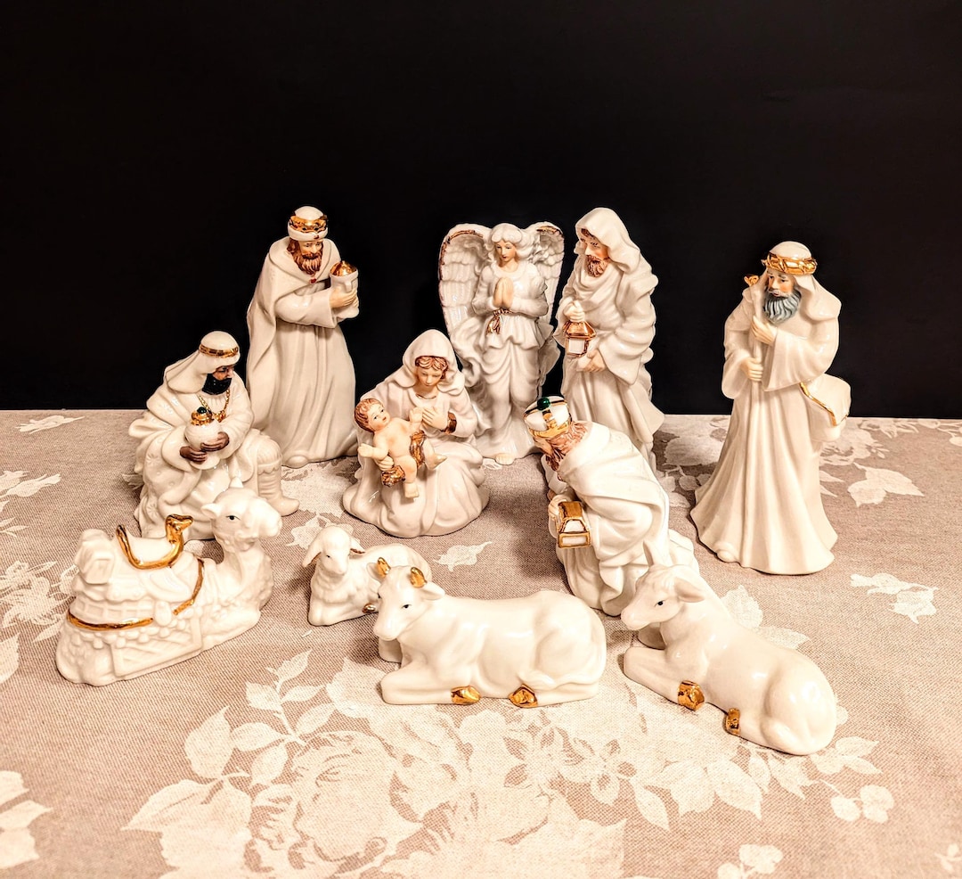Vintage 13 Piece Porcelain Nativity Set, White and Gold Christmas Decor ...