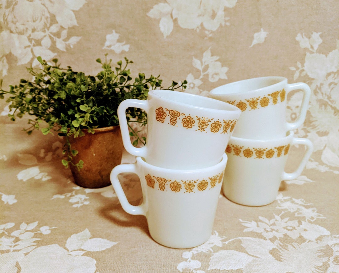 Set of 4 Vintage Pyrex Butterfly Gold Mugs Diagonal Handle, 4 Pyrex ...