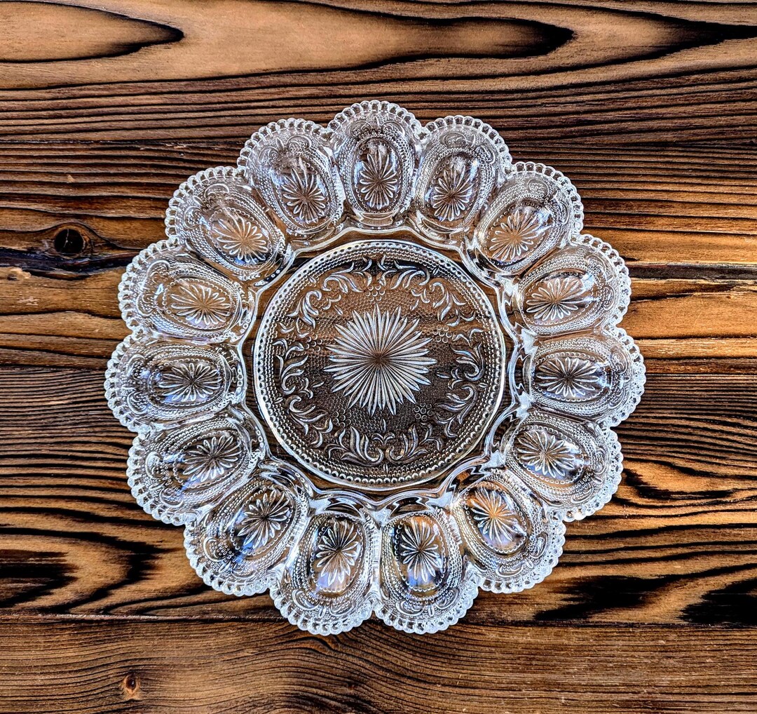 Vintage L.E. Smith Sandwich Glass Deviled Egg Platter Excellent ...