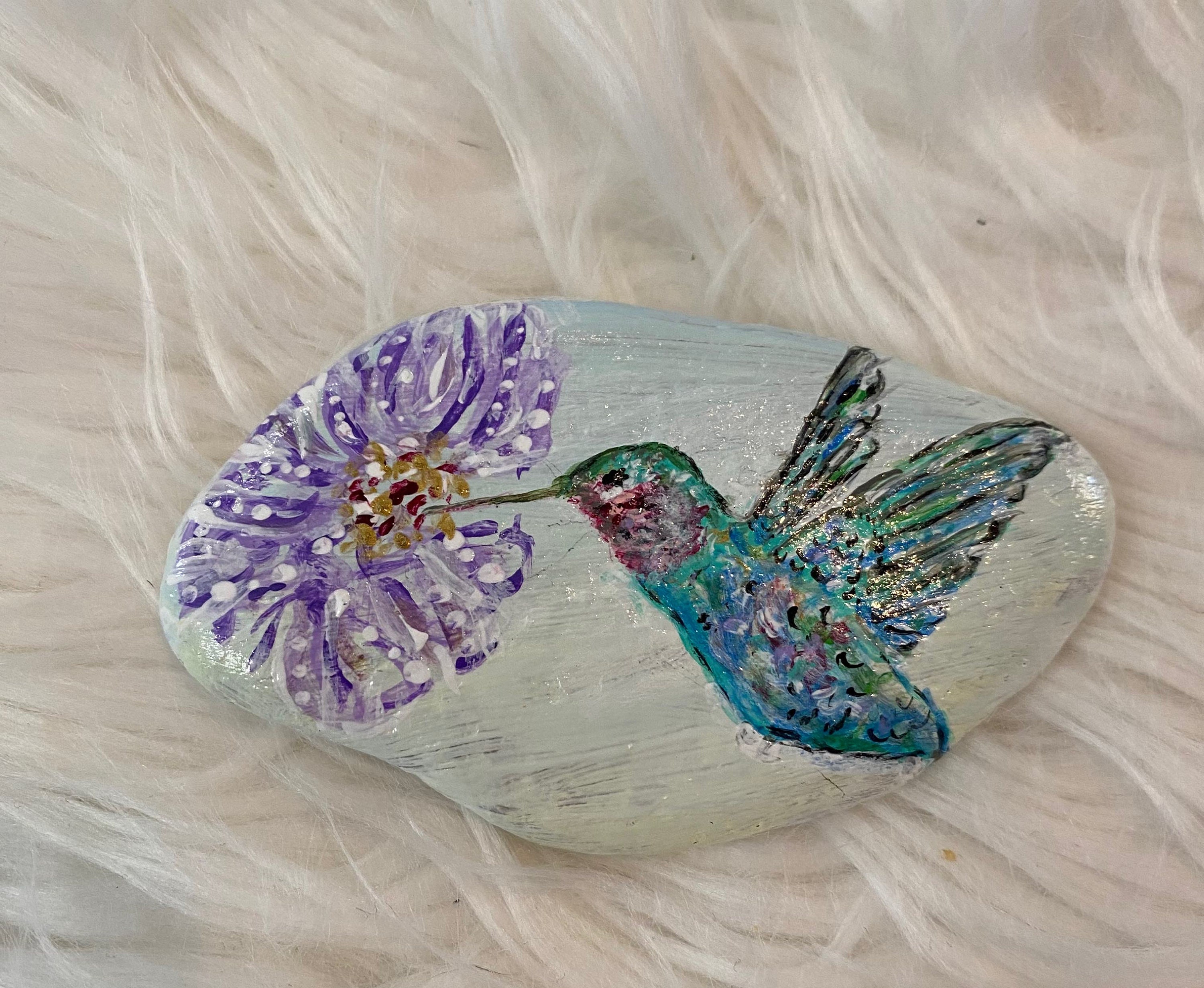 Handpainted Hummingbird on a Rock - Etsy