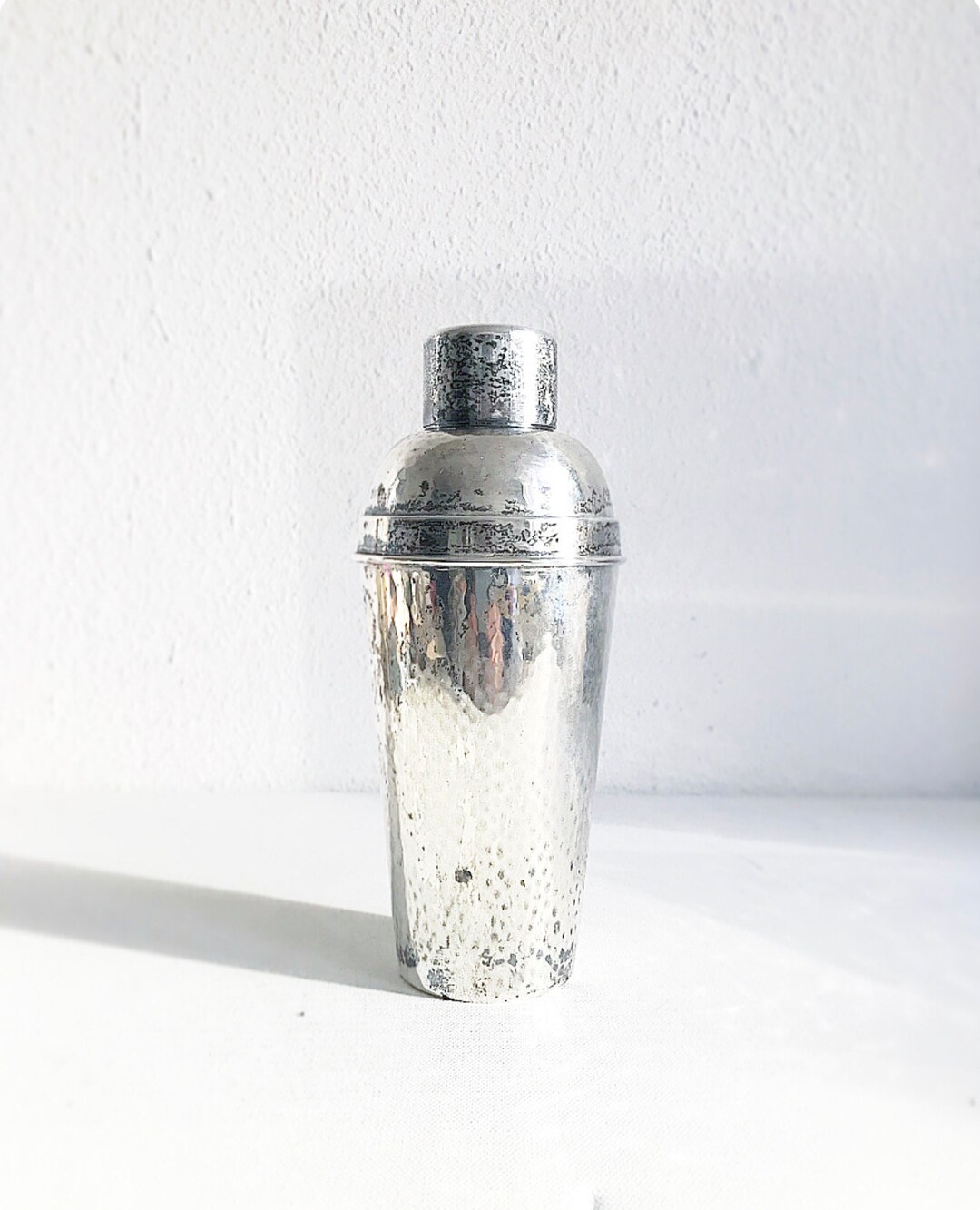 Vintage Cocktail Shaker, Hammered Look, Silver Plated / Bar Set ...