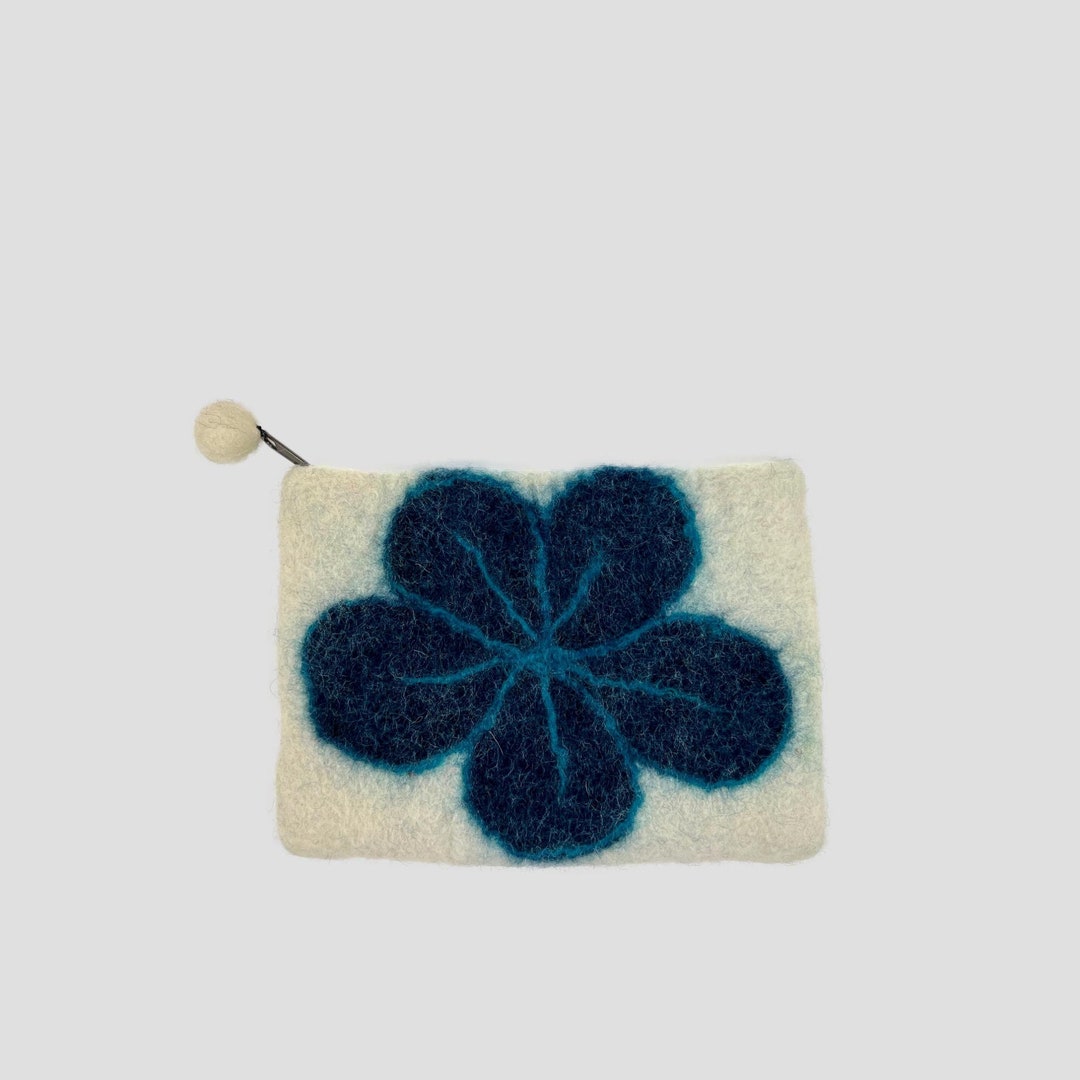 Floppy Flower Felt White Coin Purse, Mobile Purse - Etsy