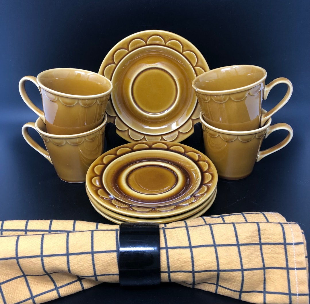 Coventry Castilian Cups and Saucers: 1970s Granada Dinnerware Set - Etsy