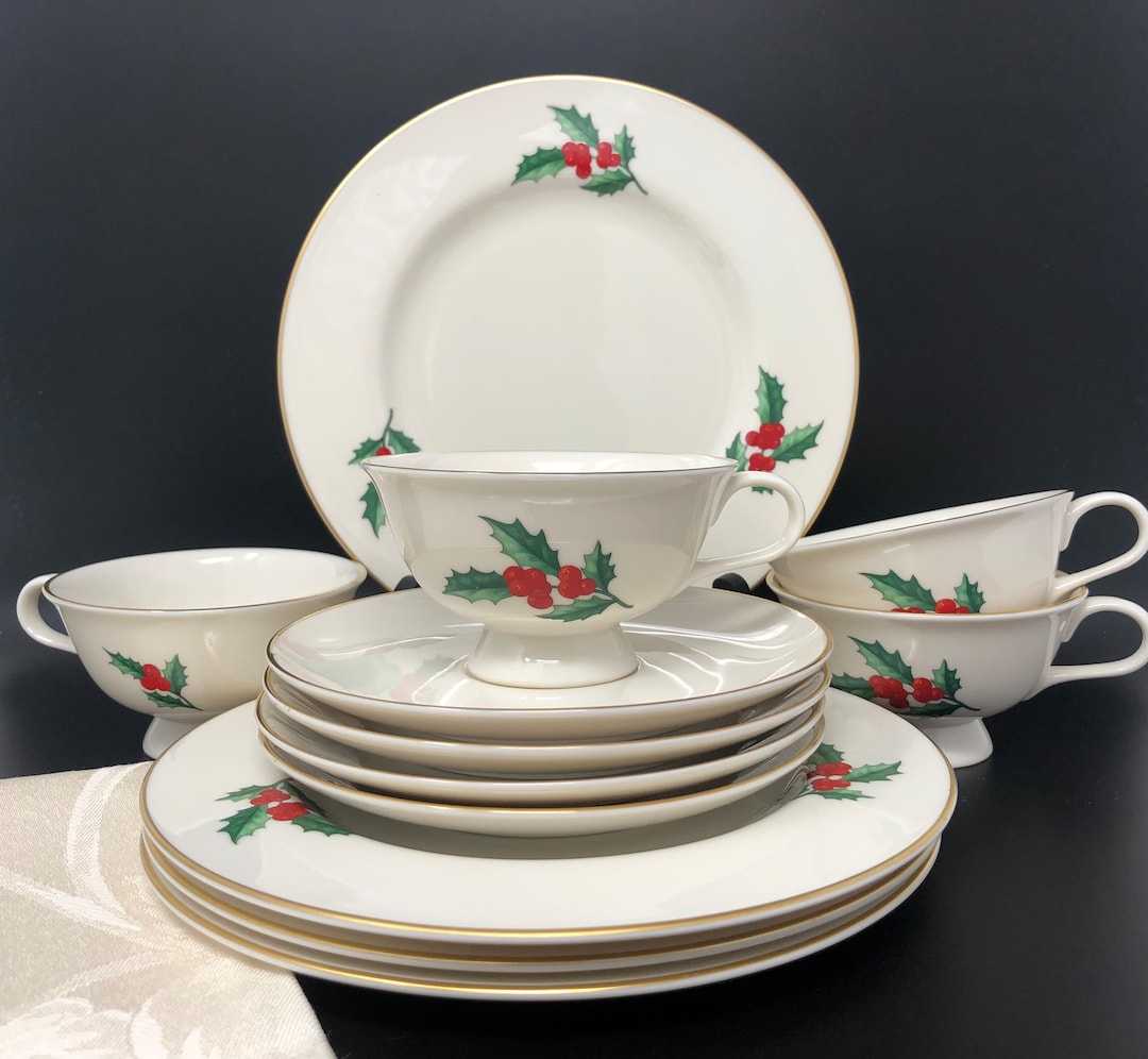 Holly by Pickard Christmas Dinnerware: 12-piece Ivory and Gold Set - Etsy