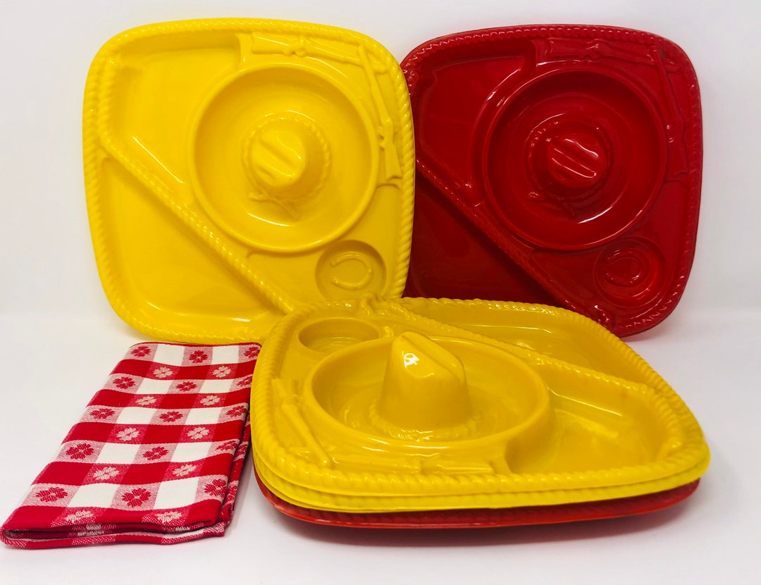 Cowboy Western Plasticware Picnic Party Plates 1950s Vintage Western ...